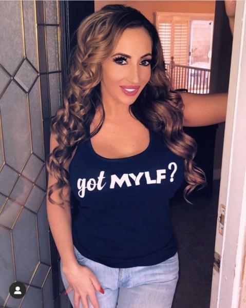 Woman 39 in Media, PA. w4m Sign: Gemini Uptown Date free online dating