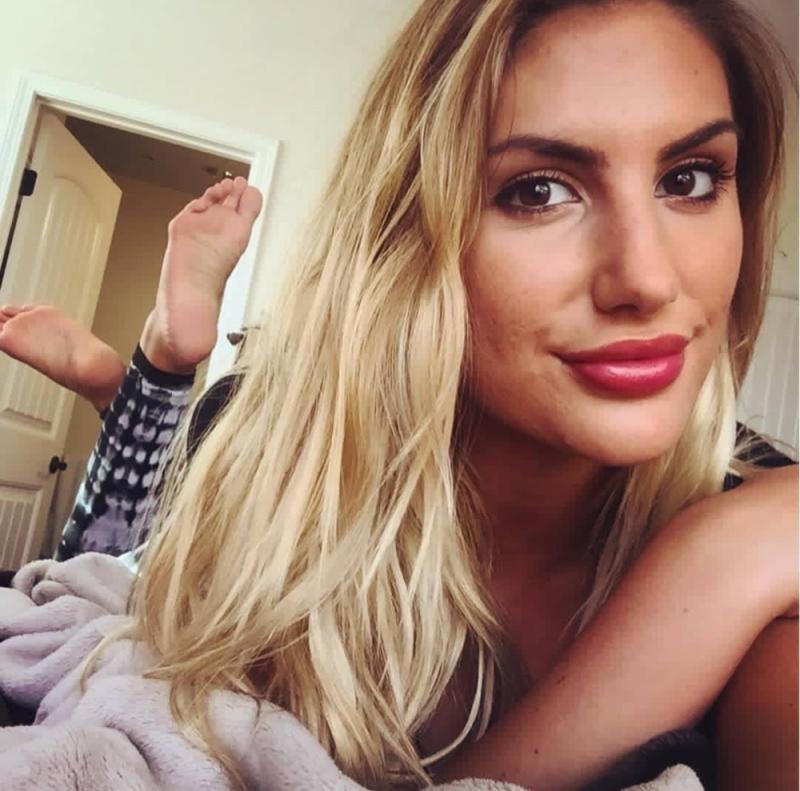 Woman 25 in Mira Loma, CA. w4m Sign: Pisces Bako free online dating